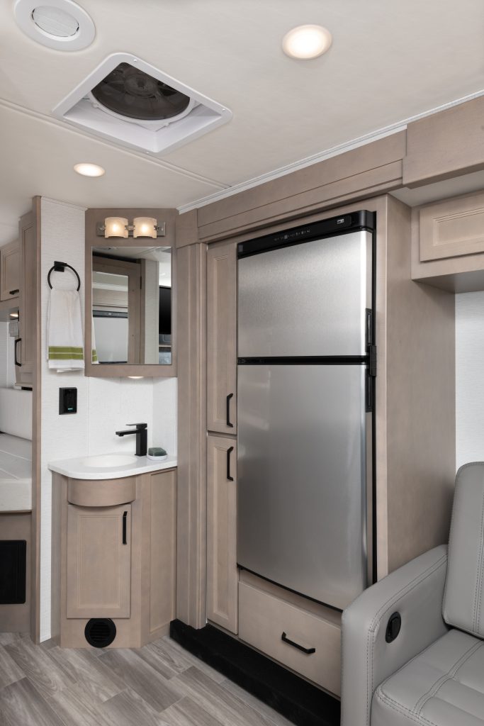 2025 Element - The Perfect Class C RV - Holiday Rambler